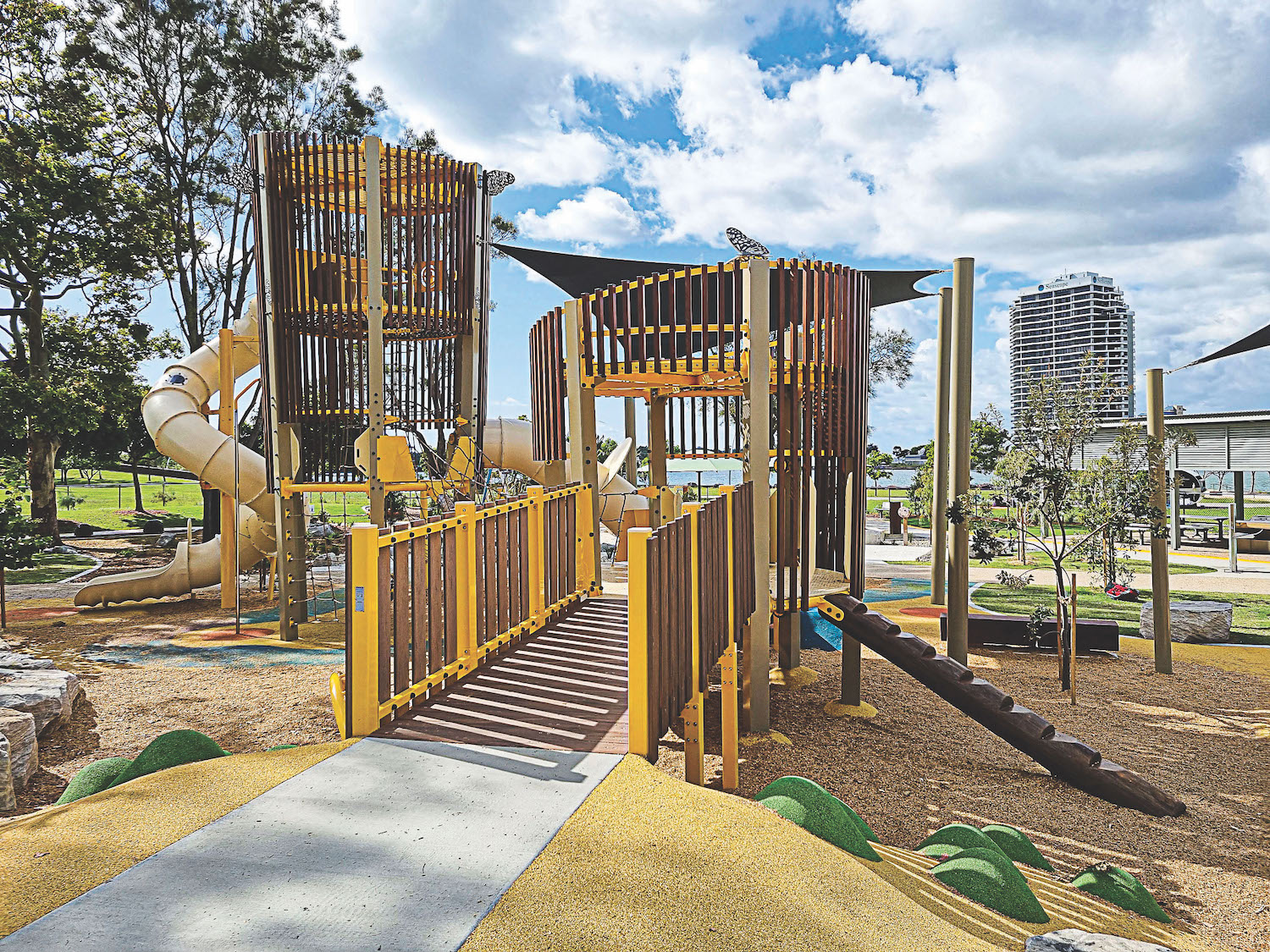 Playground equipment that bridges nature and durability - Education ...